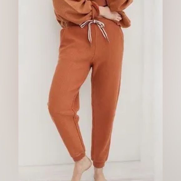 aerie | Pants & Jumpsuits | Aerie Nwt Rust Love Corded Jogger Pants ...